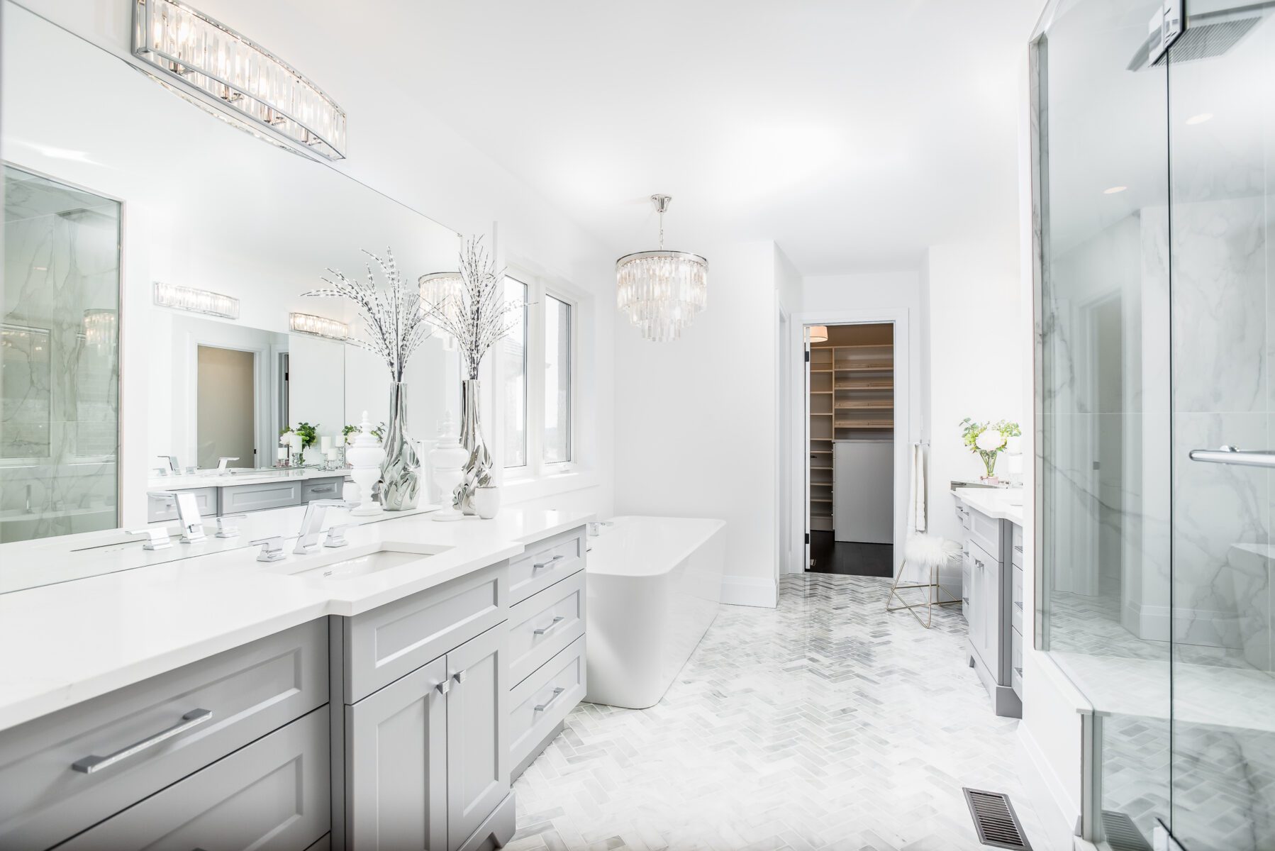 How To Fix 5 Common Bathroom Issues In Your Home